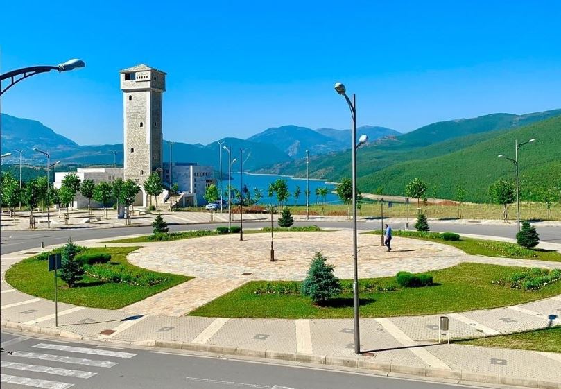 BIRN: Gara për bashkinë e Kukësit, me sytë nga Londra dhe Birmingami ... BIRN: Gara për bashkinë e Kukësit, me sytë nga Londra dhe Birmingami ...